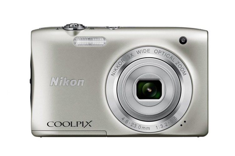 Nikon S2900 COOLPIX Digital Compact Camera (Silver)
